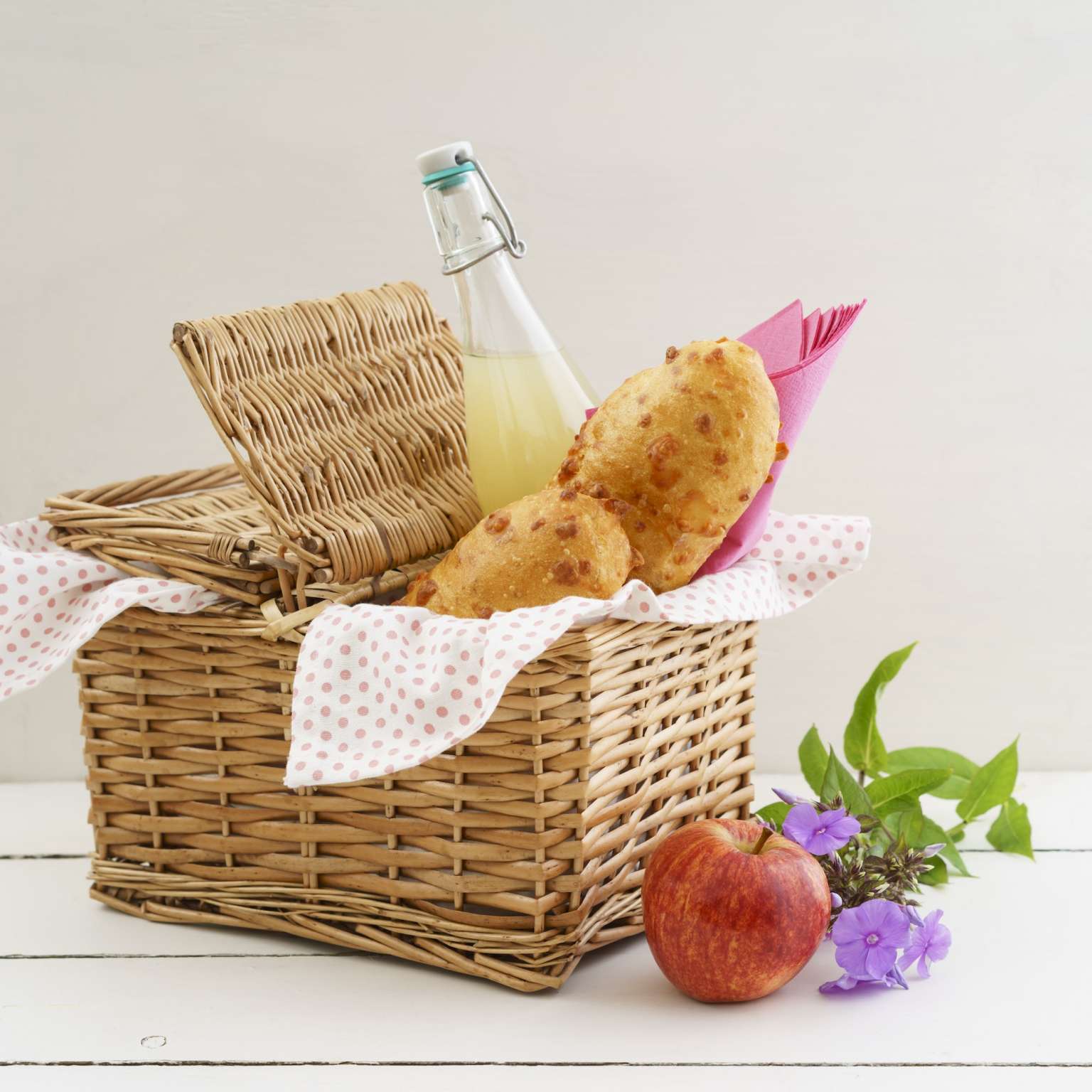 Employee Appreciation Gift Baskets and Gift Boxes - Unique Ideas ...